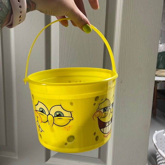 SpongeBob Squarepants | Toys | Spongebob Pale | Poshmark